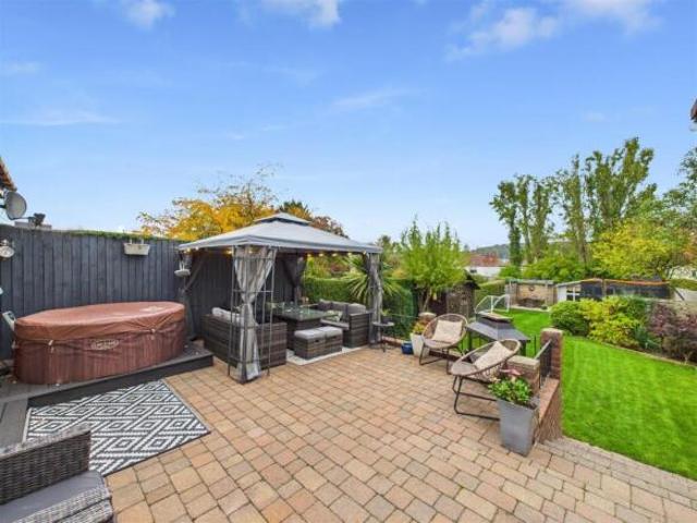 5 bedroom detached house for sale in Dalewood Avenue, Beauchief, Sheffield, S8