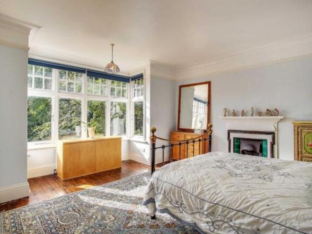 5 bedroom detached house for sale in Derby Road, Caversham, RG4