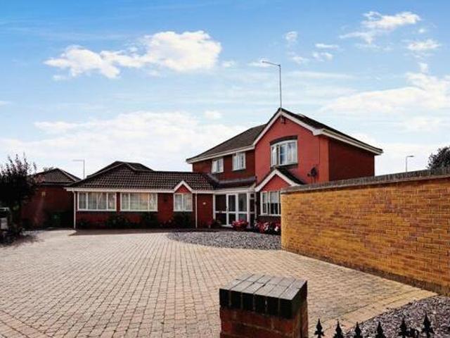5 Bedroom Detached House For Sale In Dereham