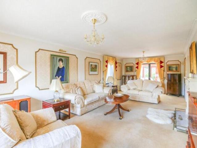 5 bedroom detached house for sale in Dinglewood Close, Bristol, BS9