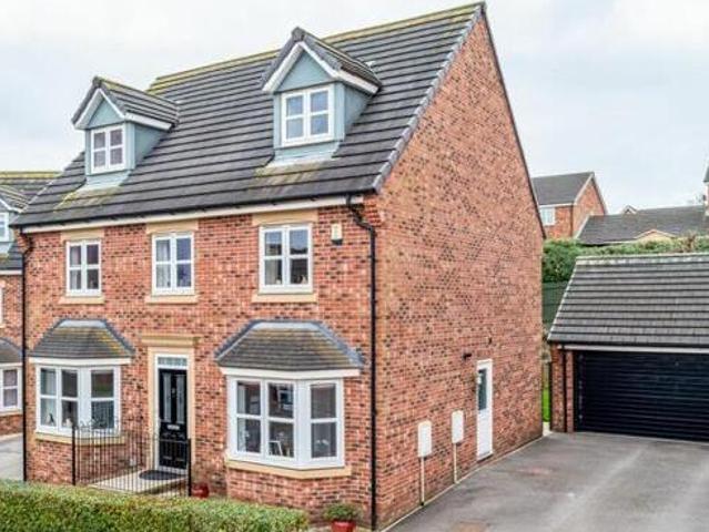 5 Bedroom Detached House For Sale In Drighlington