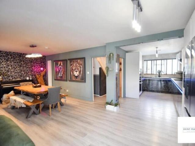 5 bedroom detached house for sale in Dutchells Way, Eastbourne, BN22