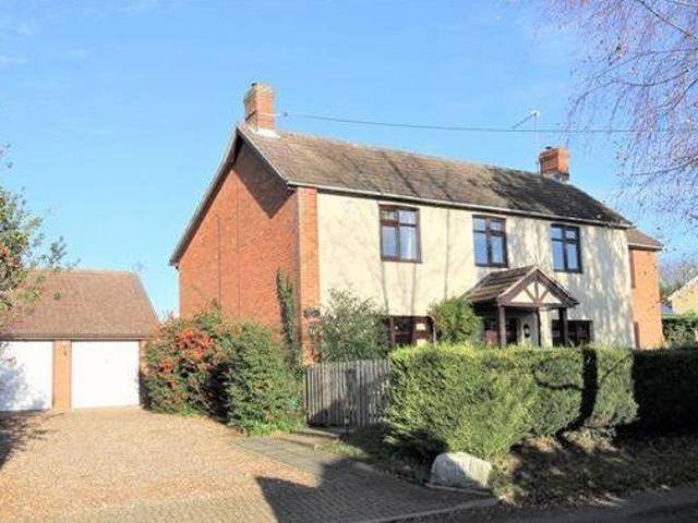 5 bedroom detached house for sale in Duke Street Stanton IP31