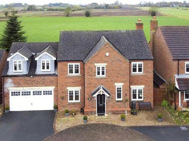 5 Bedroom Detached House For Sale In Dunnington