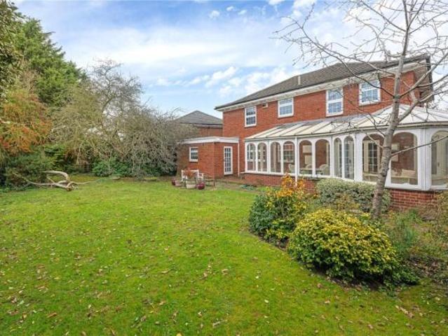 5 bedroom detached house for sale in Dura Den Close, Beckenham, BR3