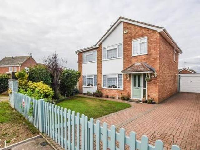 5 bedroom detached house for sale in Dyers Road Stanway Colchester CO3 CO3