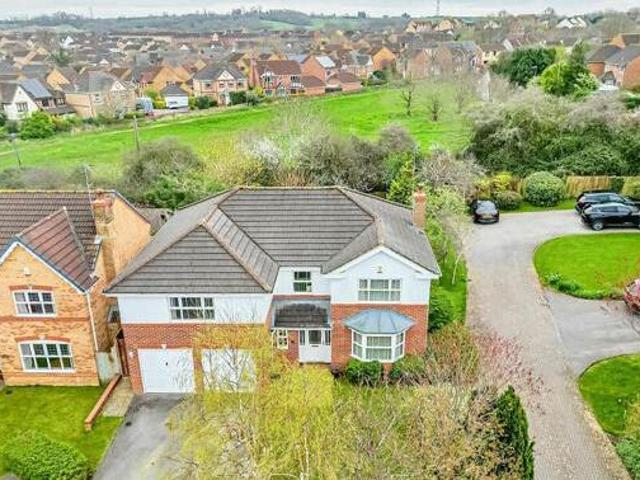5 Bedroom Detached House For Sale In Emersons Green