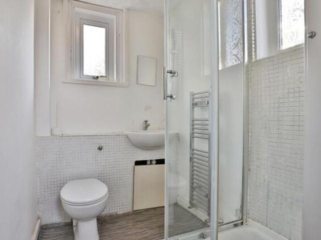 5 bedroom detached house for sale in Ensbury Park Road, MOORDOWN, Bournemouth, Dorset, BH9