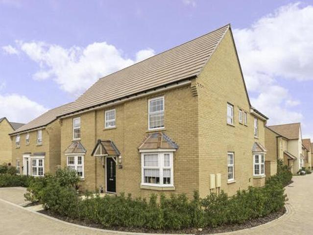 5 Bedroom Detached House For Sale In Eagle Farm South