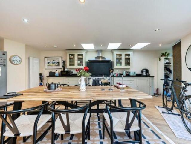 5 bedroom detached house for sale in Easby Abbey, Bedford, Bedfordshire, MK41
