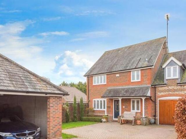 5 Bedroom Detached House For Sale In East Ilsley