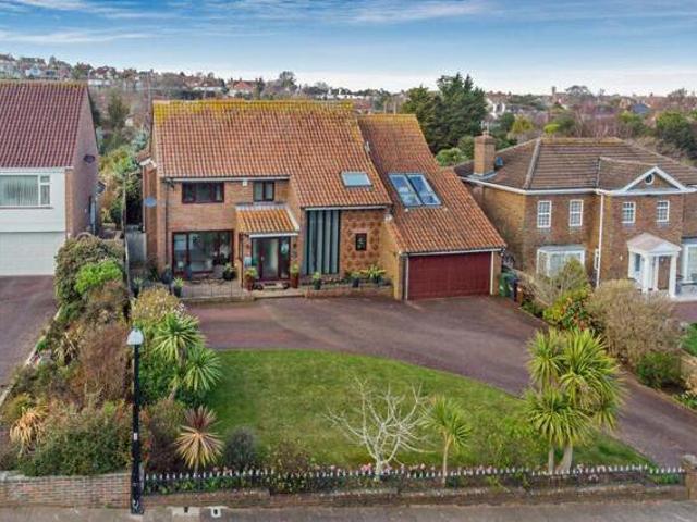 5 Bedroom Detached House For Sale In Eastbourne