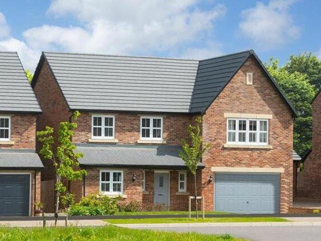 5 Bedroom Detached House For Sale In Eastway, Fulwood