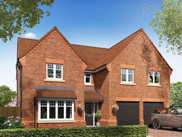 5 bedroom detached house for sale in Edwinstowe NG21 NG21