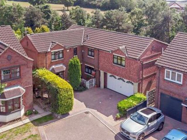 5 Bedroom Detached House For Sale In Edenthorpe