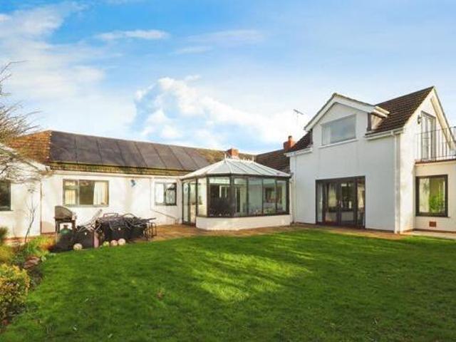 5 Bedroom Detached House For Sale In Egginton