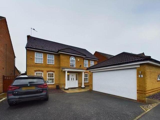 5 Bedroom Detached House For Sale In Elloughton