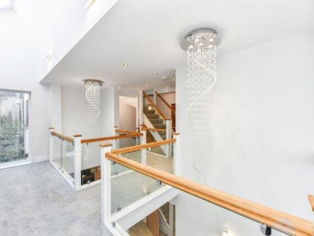 5 bedroom detached house for sale in Elm bank, Mapperley Park, Nottingham, NG3