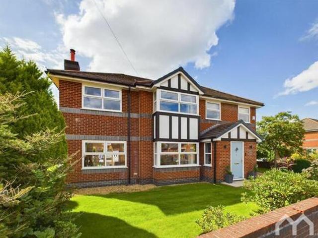 5 Bedroom Detached House For Sale In Euxton