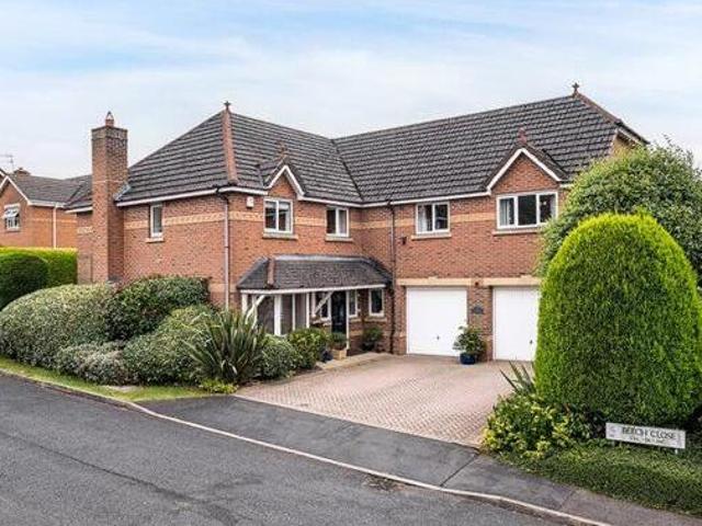 5 Bedroom Detached House For Sale In Four Oaks, Sutton Coldfield