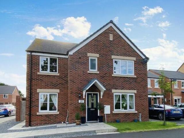 5 Bedroom Detached House For Sale In Fairmoor Meadows
