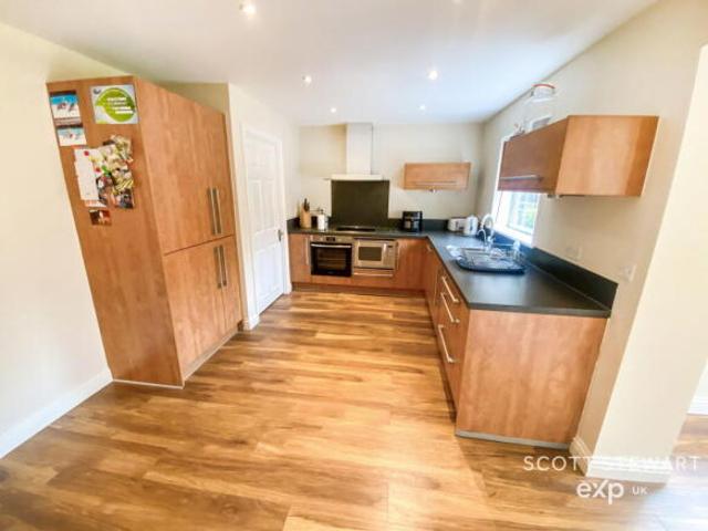 5 bedroom detached house for sale in Falcon Way, Hampton Vale, Peterborough, PE7 8EU, PE7