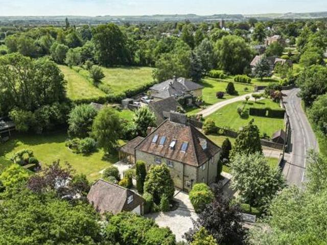 5 Bedroom Detached House For Sale In Faringdon