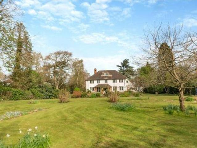 5 Bedroom Detached House For Sale In Farnham