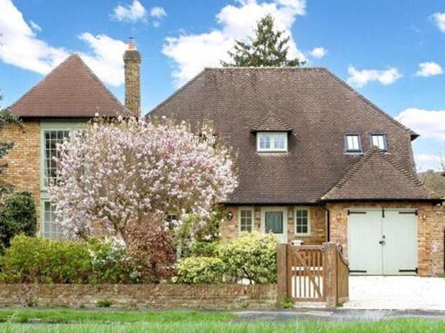 5 Bedroom Detached House For Sale In Farnham Common