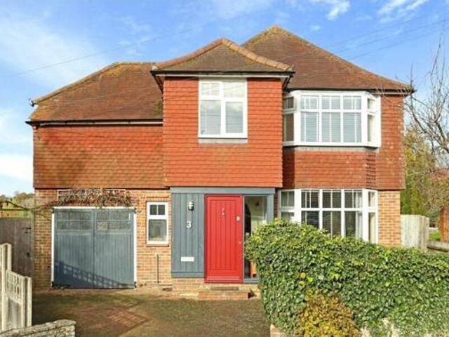 5 Bedroom Detached House For Sale In Farnham, Surrey
