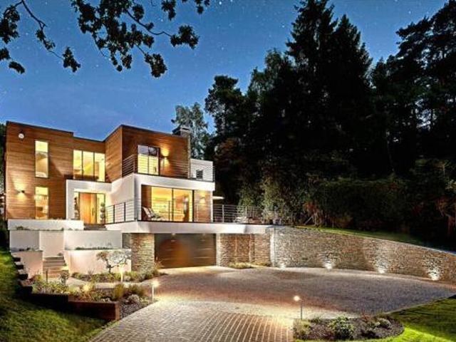 5 Bedroom Detached House For Sale In Farnham, Surrey