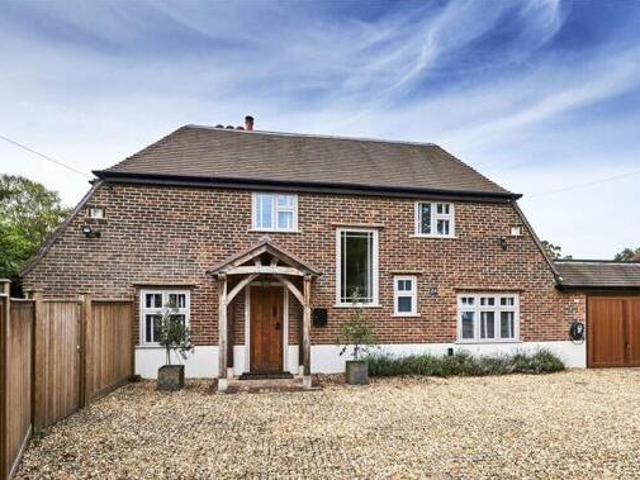 5 Bedroom Detached House For Sale In Farnham, Surrey