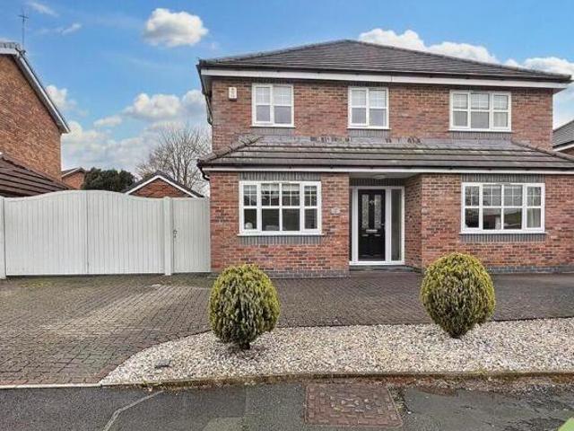5 Bedroom Detached House For Sale In Fell View, Garstang