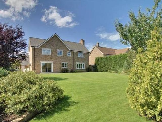 5 bedroom detached house for sale in Fen View Doddington PE15