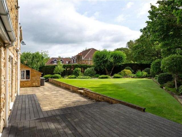 5 bedroom detached house for sale in Fern Croft, Scarcroft, Leeds, LS14