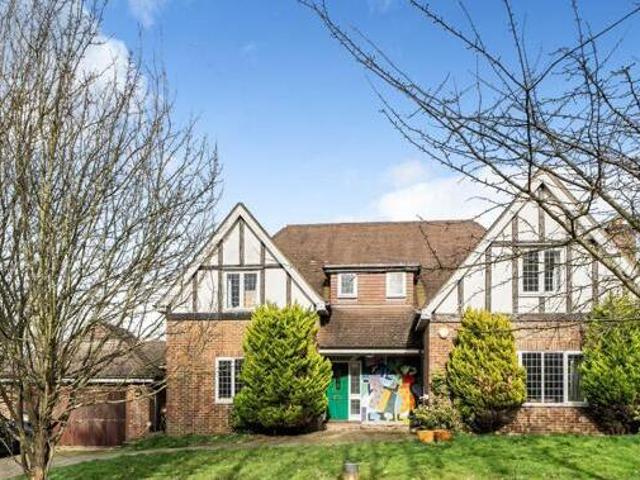 5 Bedroom Detached House For Sale In Finchley