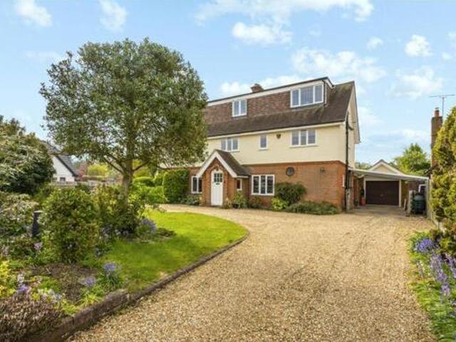 5 Bedroom Detached House For Sale In Fleet