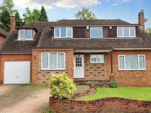 5 Bedroom Detached House For Sale In Fleet, Hampshire