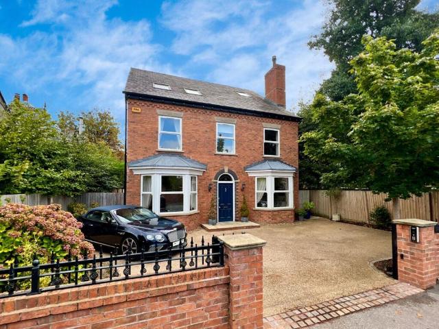 5 bedroom detached house for sale in Freshfield Road, Formby, L37