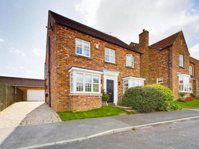 5 Bedroom Detached House For Sale In Fridaythorpe