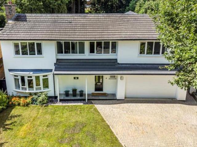 5 Bedroom Detached House For Sale In Frimley, Surrey