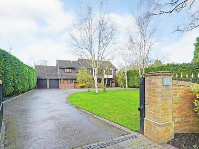 5 Bedroom Detached House For Sale In Knowle