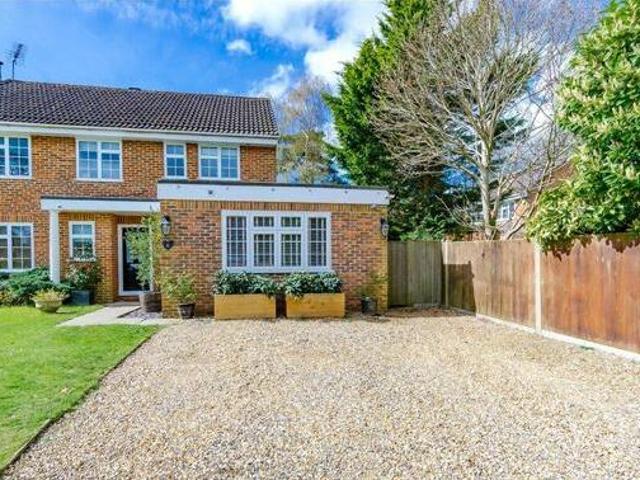 5 Bedroom Detached House For Sale In Kenley