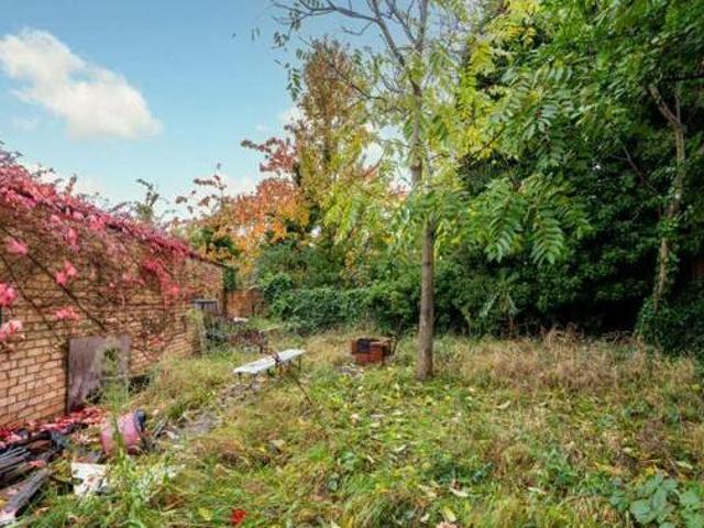 5 Bedroom Detached House For Sale In Kensal Green, London