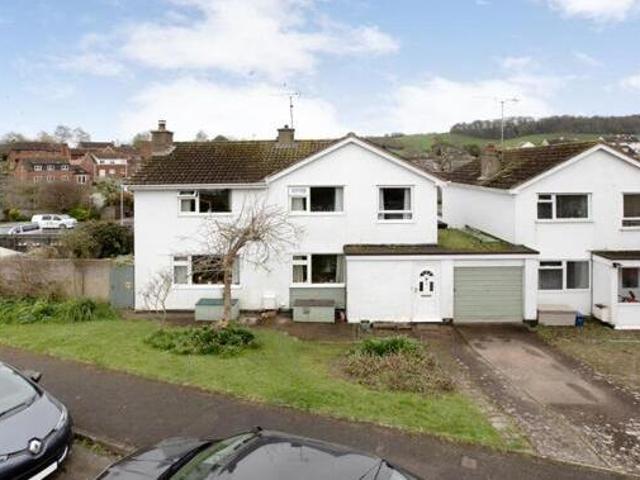 5 Bedroom Detached House For Sale In Kenton