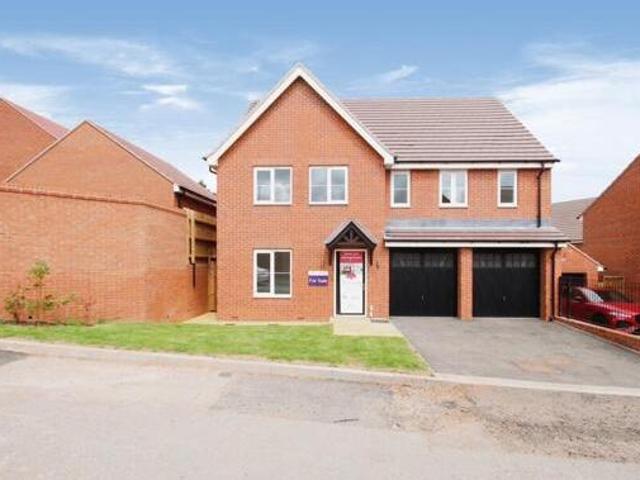 5 Bedroom Detached House For Sale In Keresley End