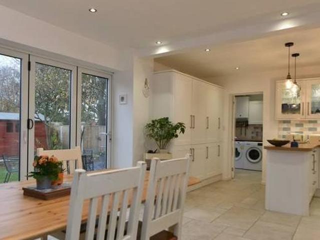 5 bedroom detached house for sale in Killingbeck Close Burscough L40