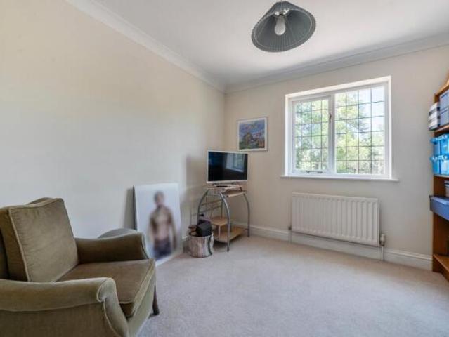 5 bedroom detached house for sale in Kimbers Drive, Burnham, Buckinghamshire, SL1