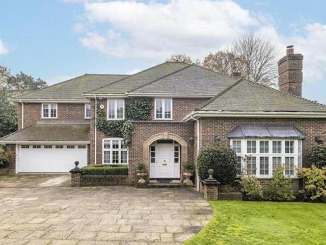 5 Bedroom Detached House For Sale In Kingston Upon Thames