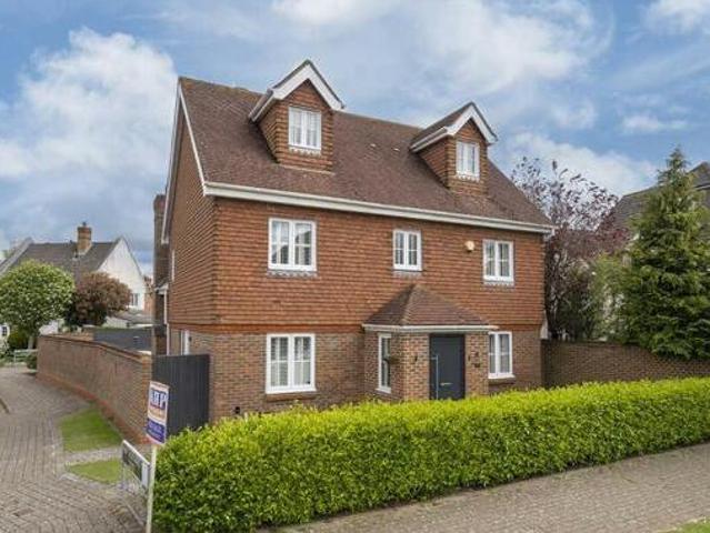 5 Bedroom Detached House For Sale In Kings Hill